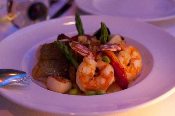 Revolving Restaurant Grand Hyatt: Cairo’s Most Stunning View – Cairo ...