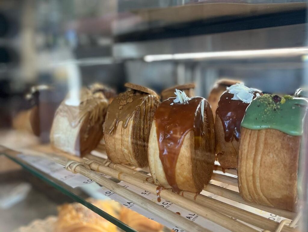 Hot Right Now: The Viral “Suprême” Round Croissant – Cairo 360 Guide to ...