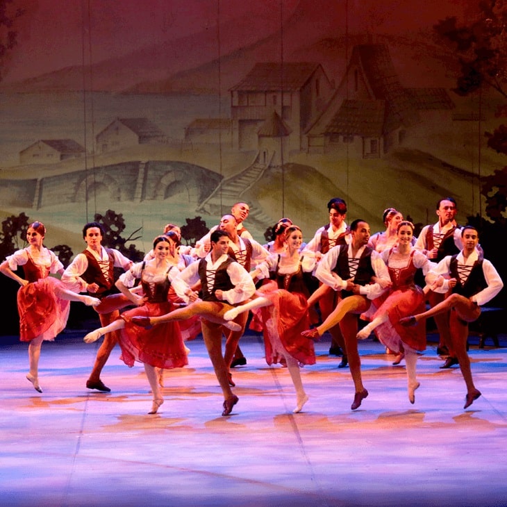 Weekend Guide: Amr Diab, Adam Port, Mohamed Hamaki, Giselle Ballet, El ...