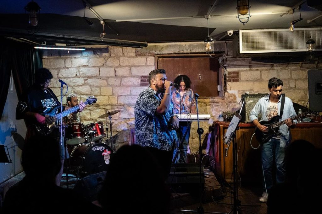 Weekend Guide: Amr Diab, Klassic Kulture, Rima, Dance Fever, Osana ...